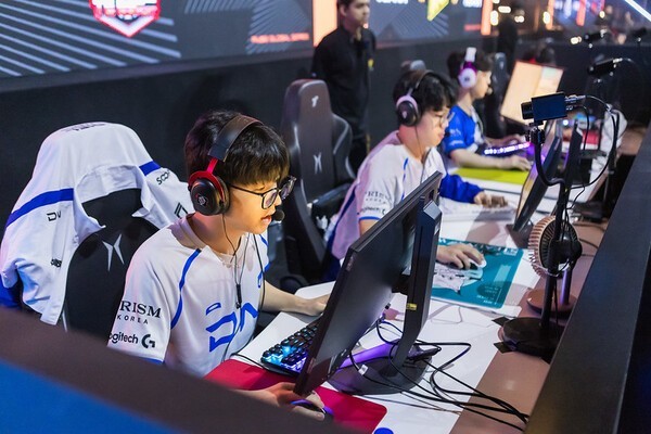 [PGS 10] DN 프릭스, 그룹 첫 날 2위로 명예 회복